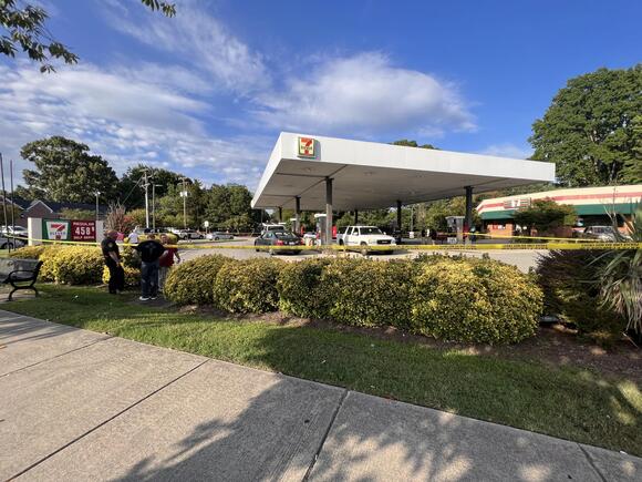 Surveillance shows moments before deadly 2022 Newport News 7-Eleven ...