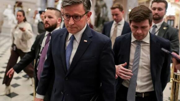 'Internal debacle': GOP lawmakers furious that Mike Johnson 'got ...