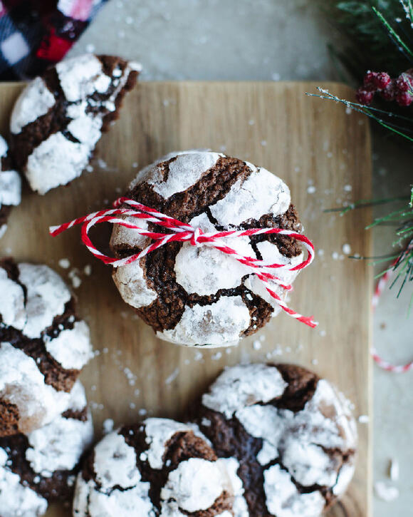 Ultimate Chocolate Crinkle Cookies: A Holiday Classic Recipe - NewsBreak