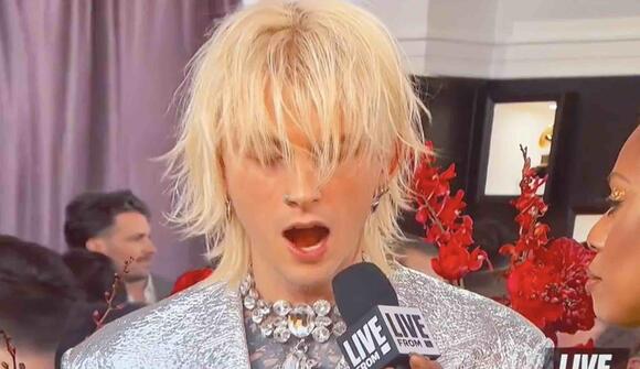 Machine Gun Kelly & Fred Durst Appear To Diss Yungblud - NewsBreak