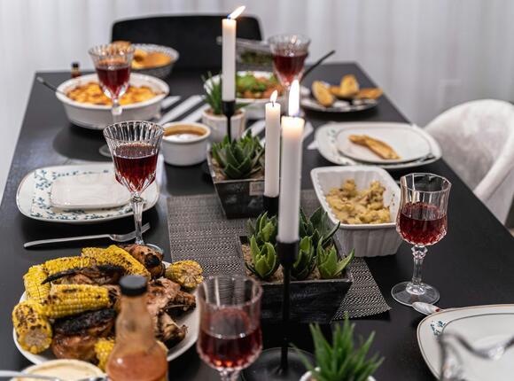 10 “Old Money” Dinners That Look Expensive but Cost Under $10 - NewsBreak