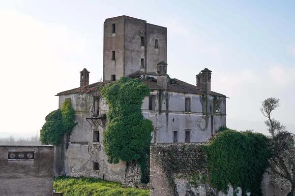 The travertine quarries that built ancient Rome are carving rock for a ...
