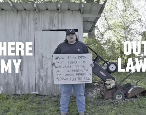 LISTEN: Bryan Andrews Calls Out Fake Outlaws in New Song 'Yeehaw ...