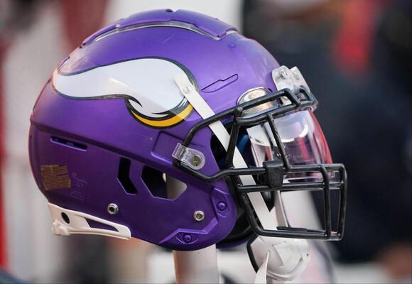 Vikings Bring Back Minnesota Legend; Massive Annoucement - NewsBreak