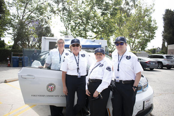 Resident Volunteers Join LAPD to Bring Regular Patrols Back to Westside ...
