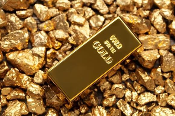 Gold Mania? JPMorgan Strategist Predicts $8,500 Is Possible Under This ...