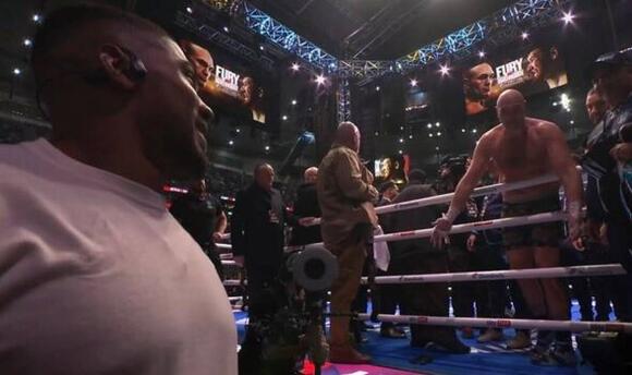 Anthony Joshua has immediate response to Tyson Fury after face-to-face ...