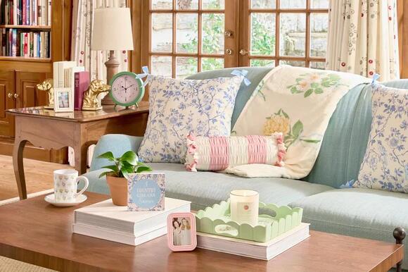 Hank Williams Jr.’s Daughter Holly Williams brings Southern-Chic Decor ...