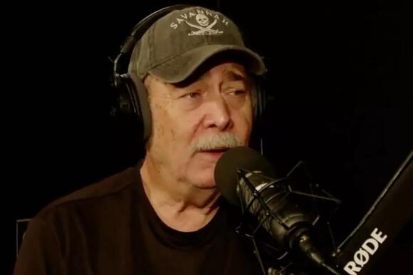 Jo Dee Messina Reveals Her Father, Vincent, Has Died - NewsBreak