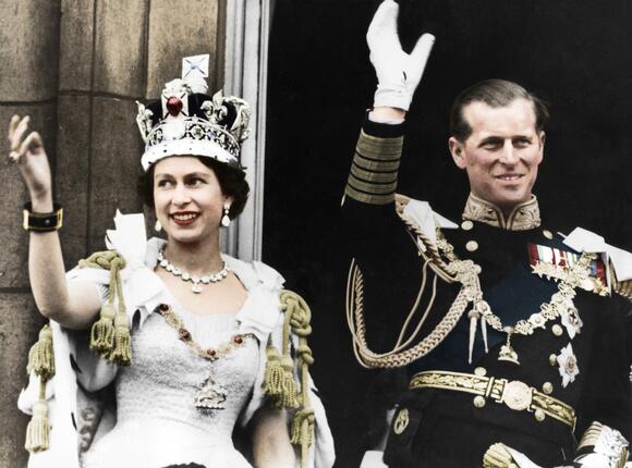 Queen Elizabeth ‘Divorce’ Report Stuns Royalists: ‘Effectively ...