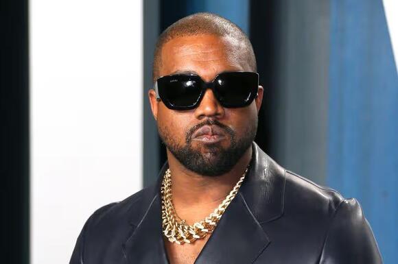 Kanye pays for advert to apologize for anti-semitic remarks, admitting ...