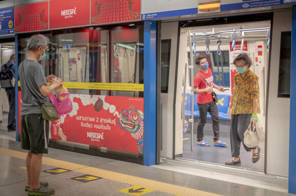 Public Transport Tricks That Save Money - NewsBreak