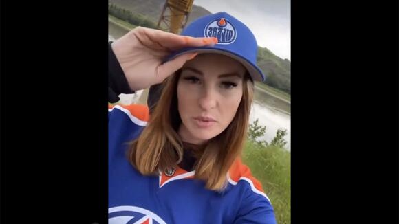 Famous Oilers fan Kate sends message to her haters - NewsBreak