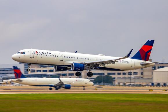 Delta Opening New Crew Base - NewsBreak