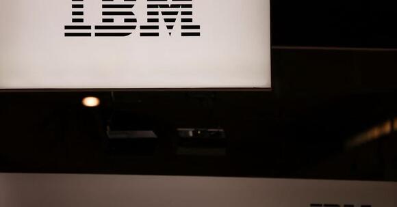 IBM to pause hiring in plan to replace 7,800 jobs with AI - Bloomberg ...