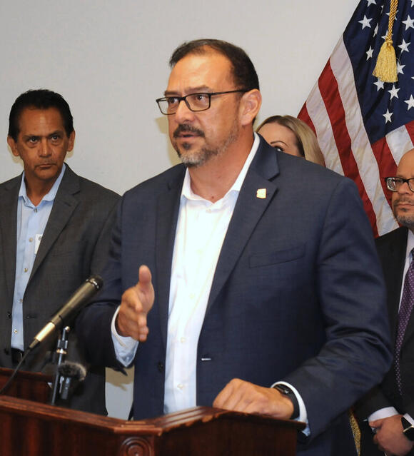 Top Arizona GOP lawmakers challenge Election Procedures Manual in court