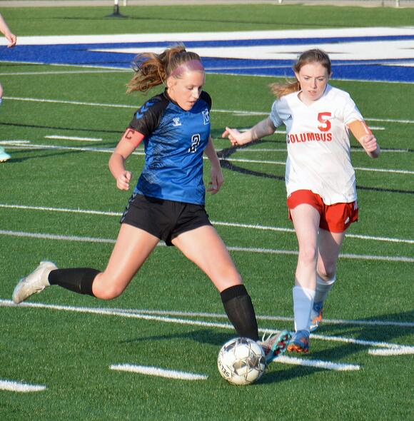 Girls soccer: Lodi ties Evansville, edges Columbus - NewsBreak