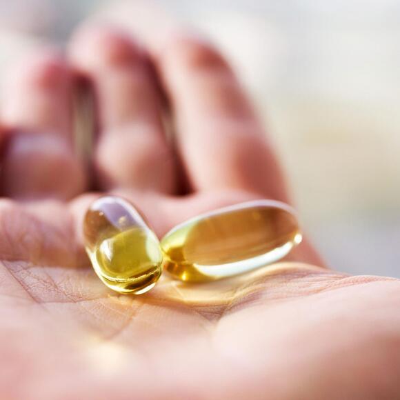 Here's How Omega-3, B Vitamins, And Ginkgo Biloba Supplements Can Boost ...