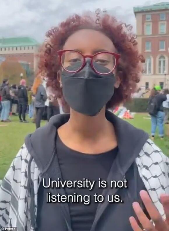 'Squad' Dem Ilhan Omar's daughter, 22, reveals embarrassing 'career ...