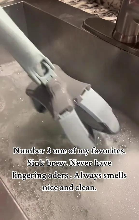 ‘Keep your bathroom smelling fresh for weeks’ with 2p hack that ...