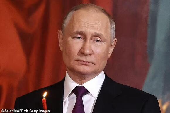Putin displays mystery SCAR on his forehead as he attends Moscow event ...