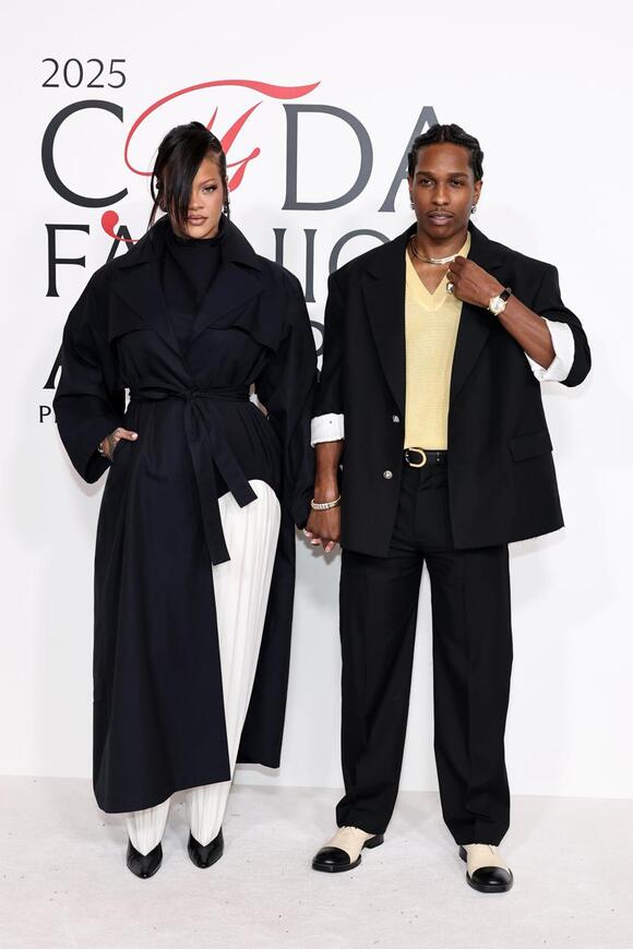 Rihanna Makes Her First Post-Baby Appearance in “Postpartum Forward ...