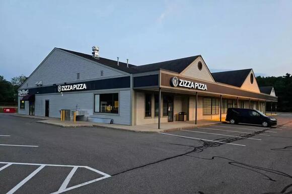 Iconic Louie's Restaurant in Portsmouth, NH Finally Reopens - NewsBreak