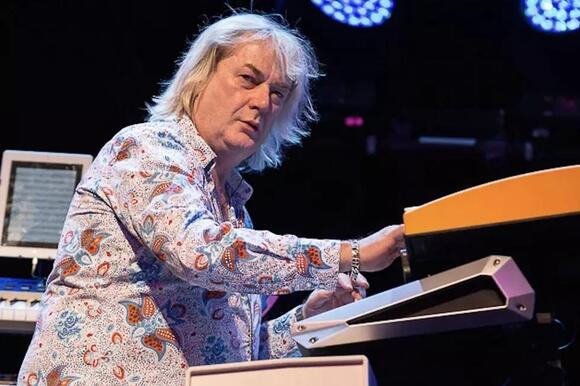 Men at Work's Summer 2026 Tour Dates - NewsBreak