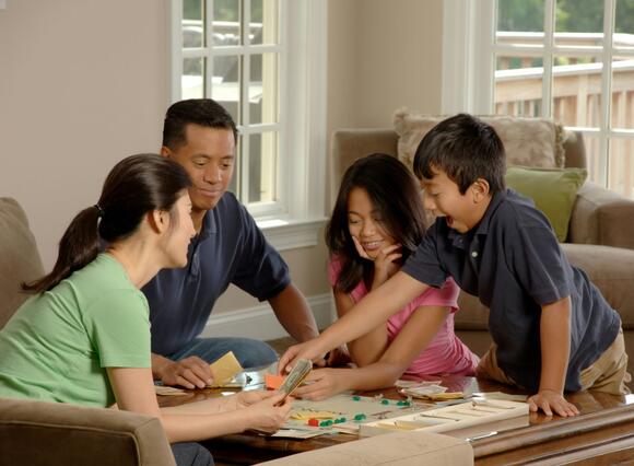 15 Creative Ideas for Family Game Night: Fun Ways to Bond and Play ...