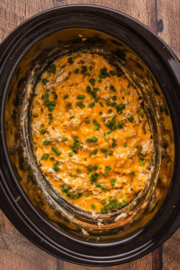 Slow Cooker Crack Chicken: Creamy, Cheesy, and Bacon-Loaded Delight ...
