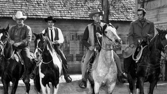 10 classic Western TV shows now streaming on Netflix - NewsBreak