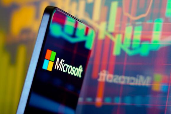 Microsoft Accused Of Sharing Dutch Officials' Data with U.S. Government ...