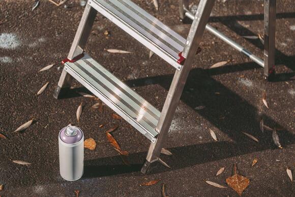 Everything You Need To Know About Using A Ladder Safely - NewsBreak