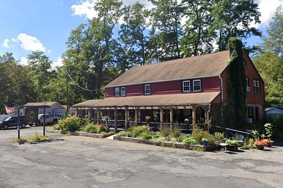 Popular Beacon Restaurant is Closing After 47 Years - NewsBreak