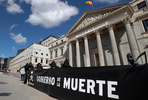 25-year-old Noelia Castillo dies by legal euthanasia in case that drew ...