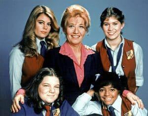 Lisa Whelchel Debuts New Hairdo And Hints At Truth About ‘Facts Of Life ...