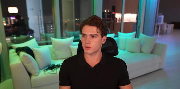 Looksmaxxing Influencer Clavicular's Nose Job Reveal Draws Brutal ...