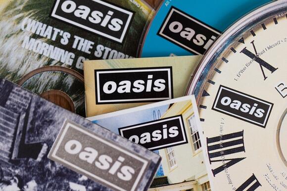 Oasis Reunion Tour Riches Revealed: Liam Gallagher Pocketed £5.2 ...