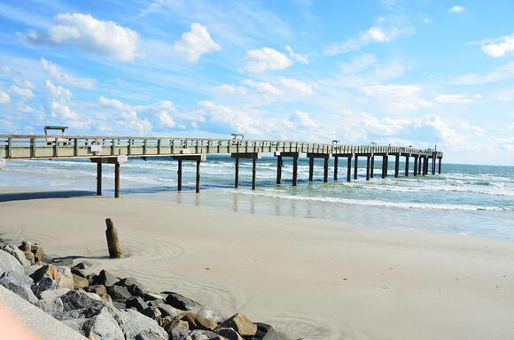 7 Beach Towns on the East Coast That Are Having a Major Moment This ...