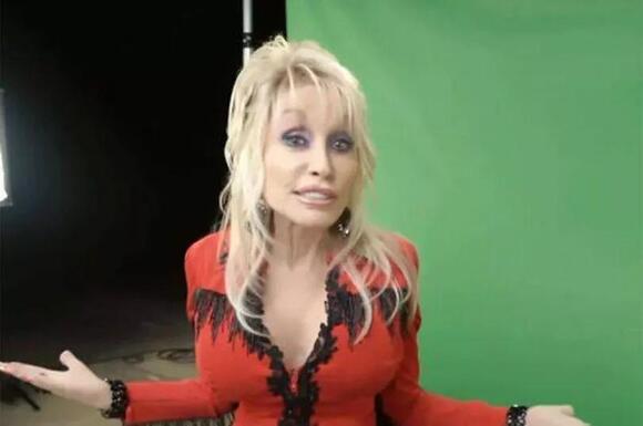 Dolly Parton breaks silence on 'deathbed' rumors after sister's plea ...