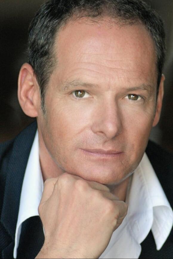 Former Child Star Mark Lester ('Oliver') Turns 67 - NewsBreak