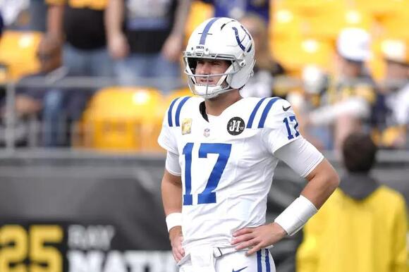 Colts QB Daniel Jones Makes Relationship Public With Influencer ...