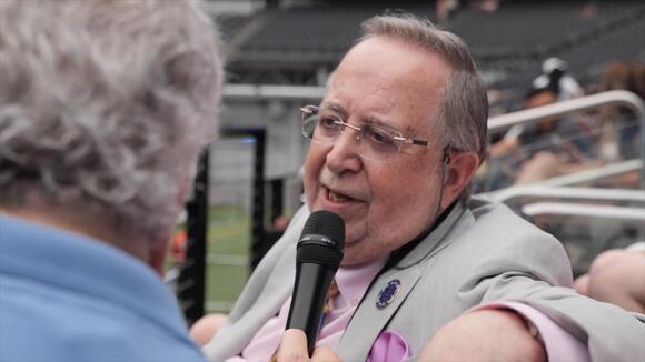 Nevada vets weigh Trump-Biden choice as they pack Las Vegas Raiders ...