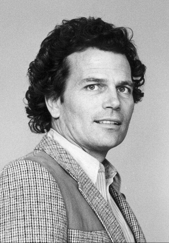 Patrick Wayne, Son of Hollywood Legend John Wayne, Turns 86 - NewsBreak