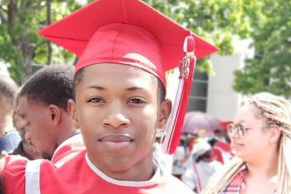 Ben Crump Speaks Out With Family Of U.S. Airman Roger Fortson Who Was ...