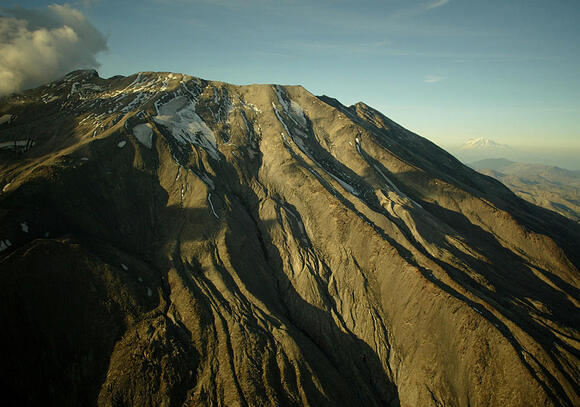 Yakima Flight Schedule Change: New Morning Flights To Seattle - NewsBreak