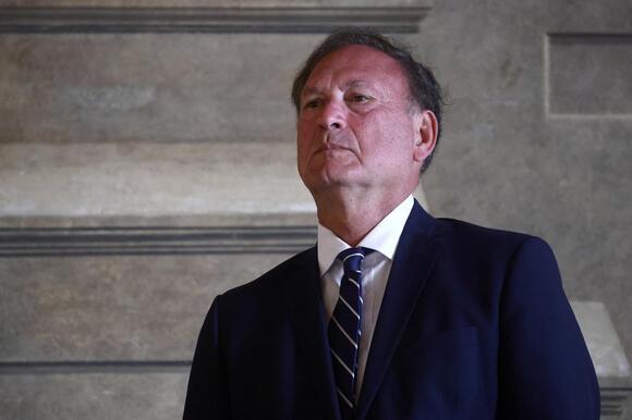 SCOTUS Justice Samuel Alito’s Son Landed Secret Trump Job - NewsBreak
