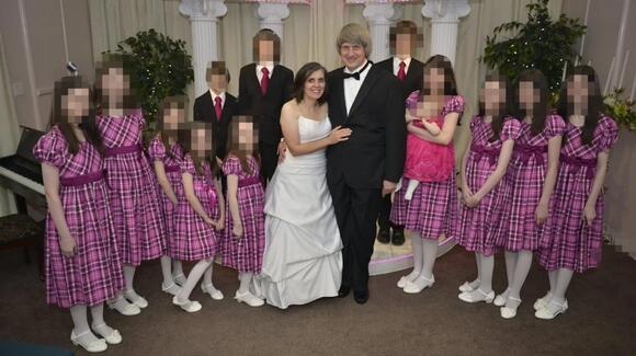 A Guide to the Turpin Family & Where the Siblings Are Now - NewsBreak