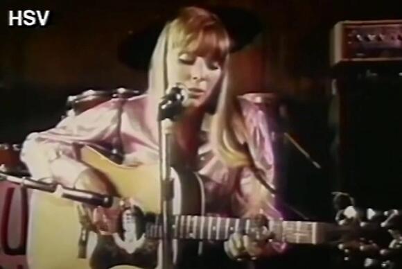 10 Things You May Not Know About Joni Mitchell - NewsBreak