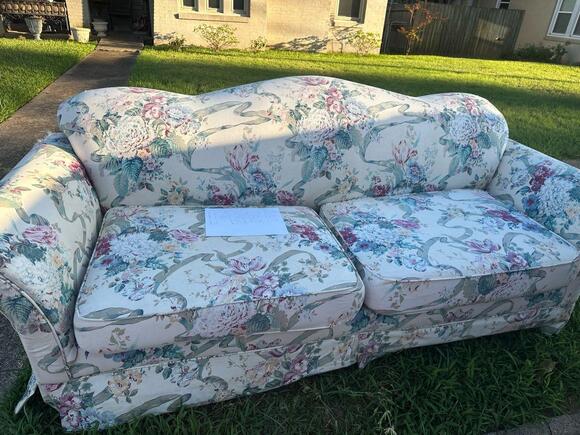🎁 Freebies Up for Grabs in Tyler — Outdoor Gear & Home Finds - NewsBreak
